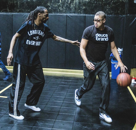 Snoop Dogg vs Big Percy – Deuce Brand